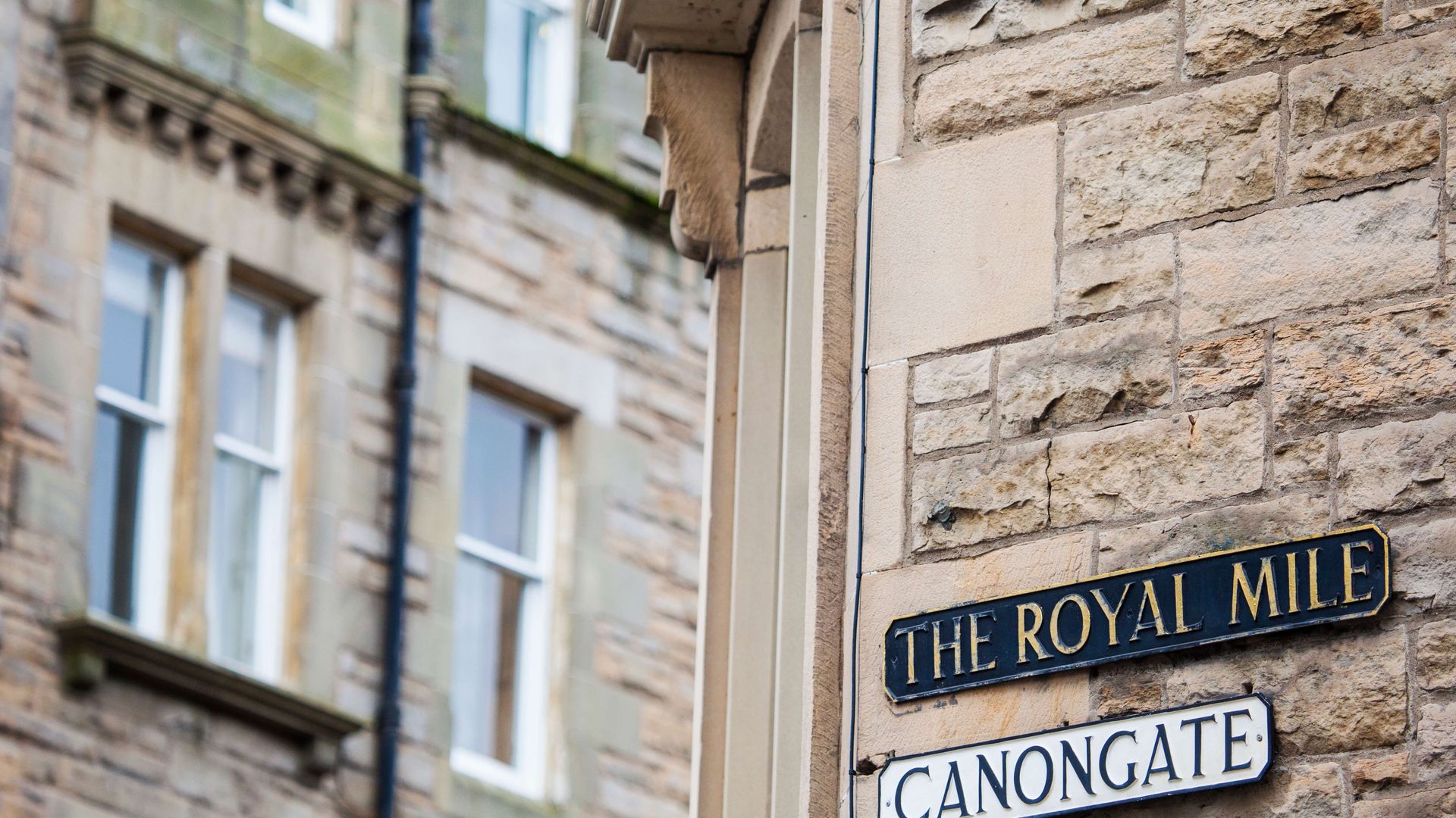 The Royal Mile: A Fascinating Journey Through Edinburgh's History and ...